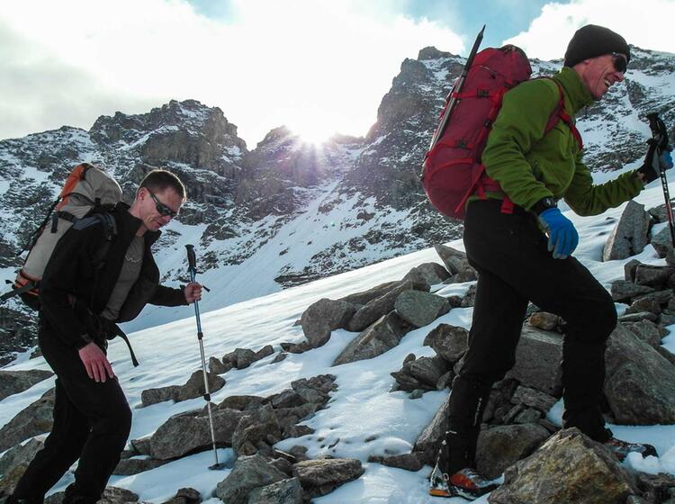 Ortler Hintergrat und Königspitze mit Bergführer
